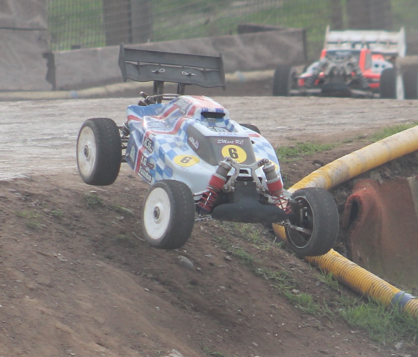 BRCA LOSR National R8 – Race Report - British Radio Car Association